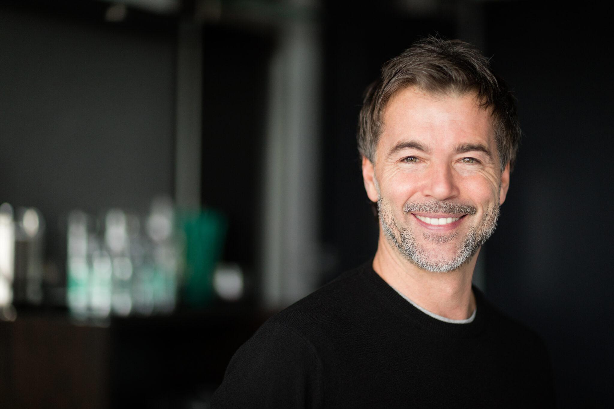 Learn More About the FUE Hair Transplant Timeline.